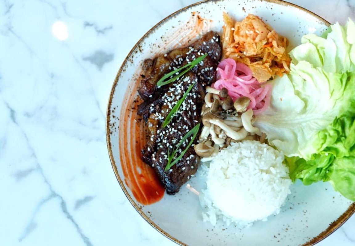 Food Network Features Local Restaurant Guide